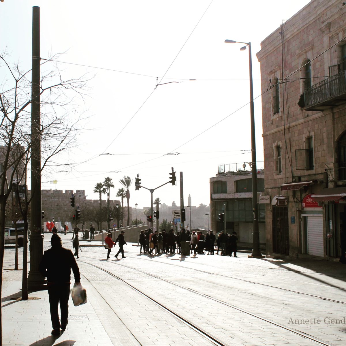 In the Footsteps of a Book – A Walk Through the Jerusalem Neighborhood ...