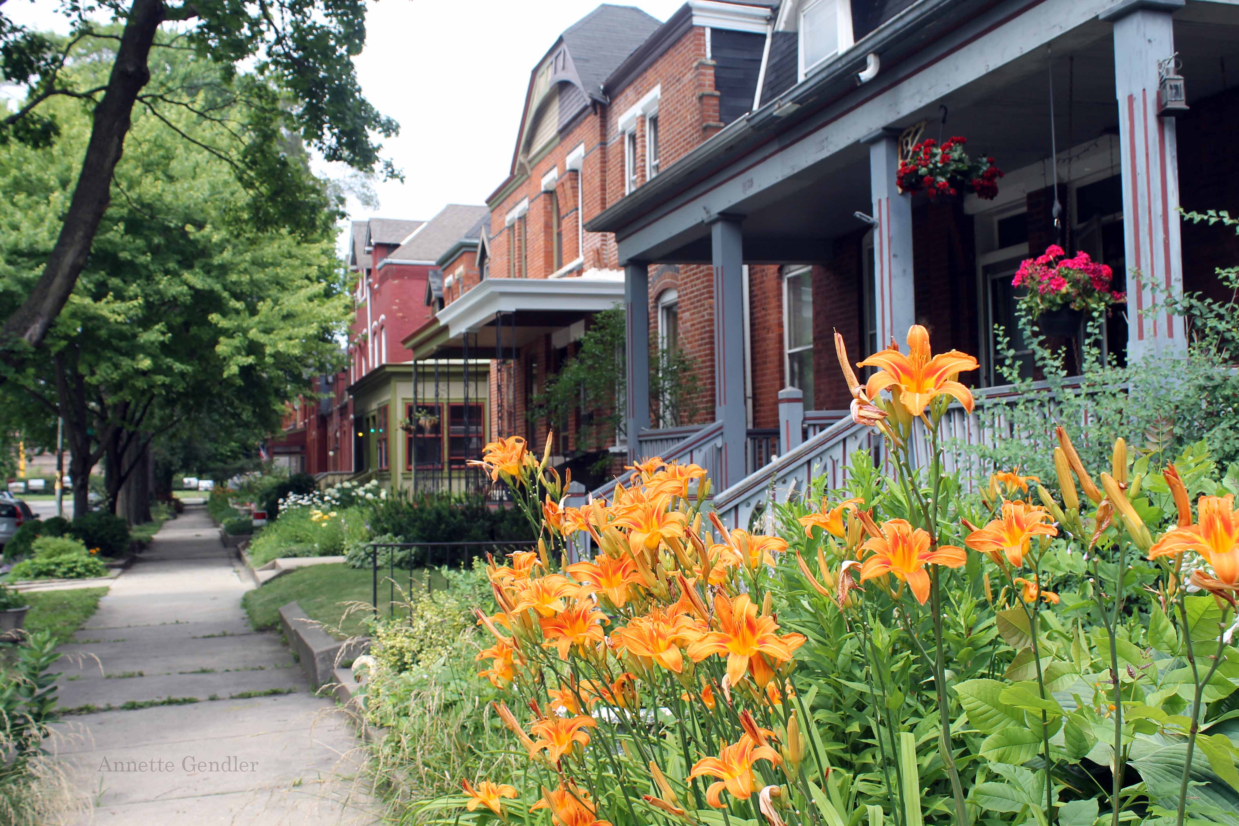 One of the Most Picturesque Chicago Neighborhoods You’ve Probably Never ...